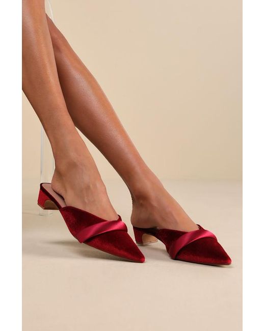 Matisse Kellan Velvet Pointed-Toe Kitten Heel Pumps in Red | Lyst