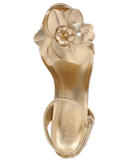 INC International Concepts Devynn Flower Dress Sandals in Metallic | Lyst