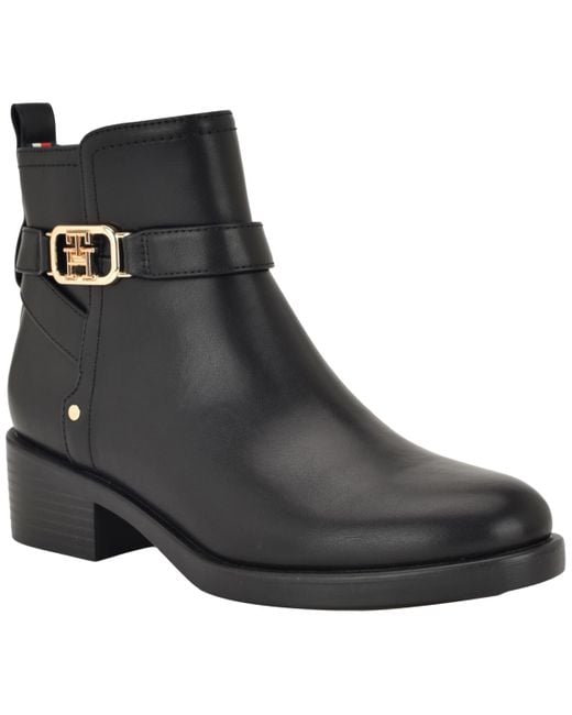 Tommy Hilfiger Ivaide Logo Strap Block Heel Booties in Black | Lyst