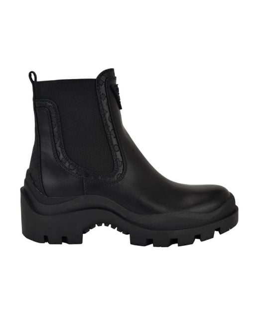 Guess Yesses Triple Triangle Lug Sole Gore Chelsea Boots in Black | Lyst
