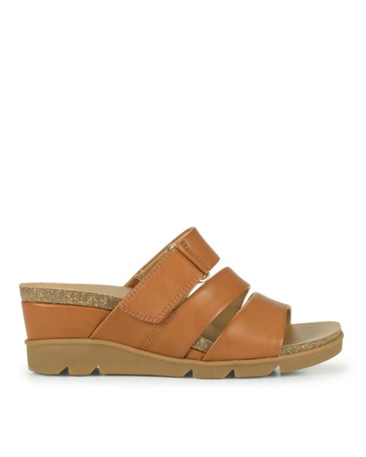 BareTraps Michi Wedge Sandals in Brown | Lyst
