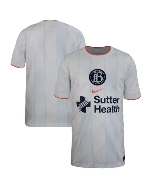 Nike Bay Fc 2025 Secondary Stadium Replica Jersey in Gray for Men | Lyst