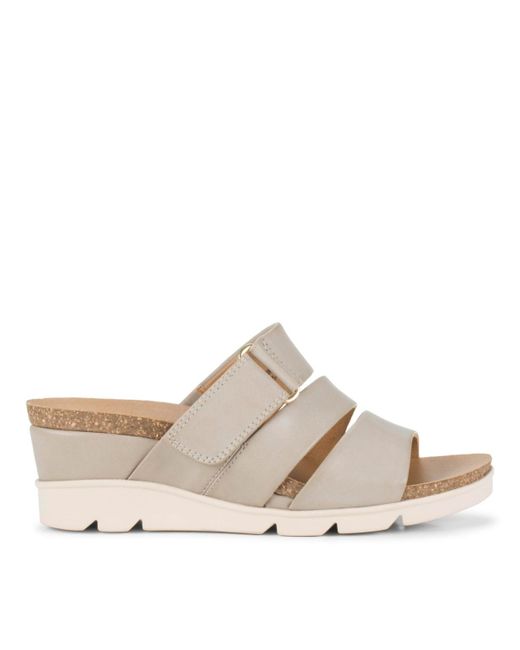 BareTraps Michi Wedge Sandals in White | Lyst