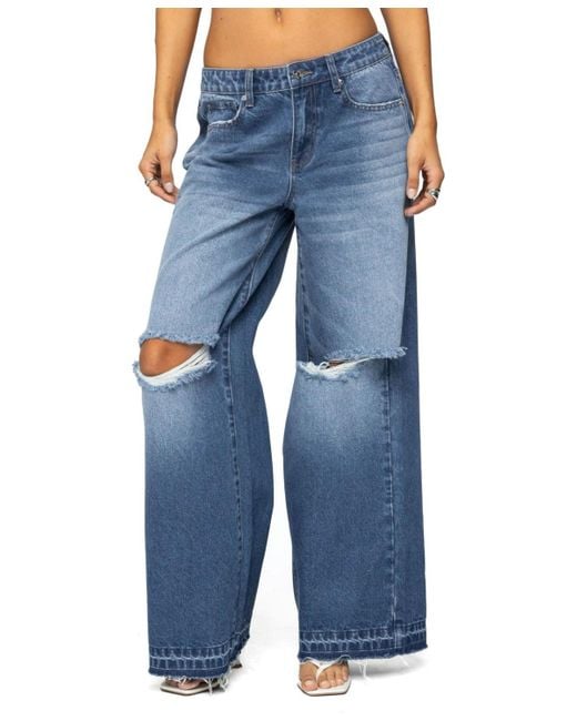 Edikted Xenia Distressed Low Rise Jeans in Blue | Lyst