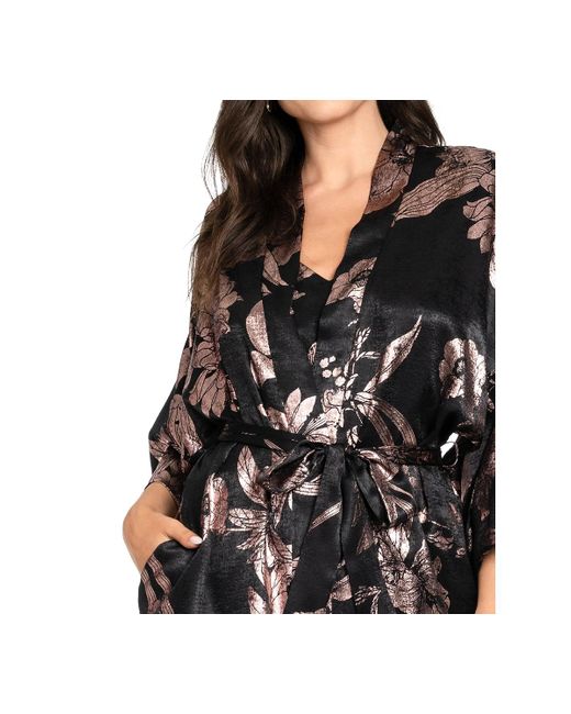 MIDNIGHT BAKERY Floral Hammered Satin Robe in Black | Lyst