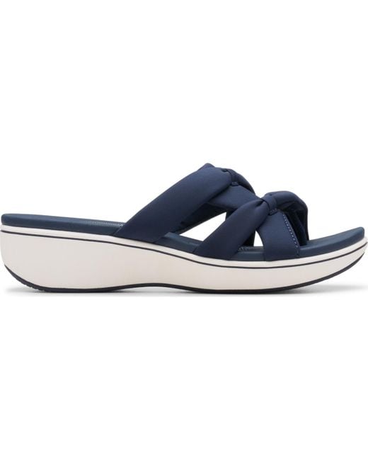 Clarks Cloudsteppers Breeze Rae Cam Slip-on Flat Sandals in Blue | Lyst