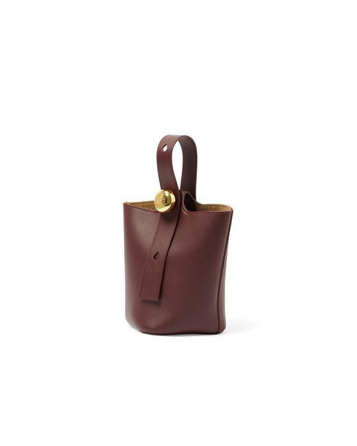 Loewe Pebble Bucket Mini, 100% Leather in Red | Lyst