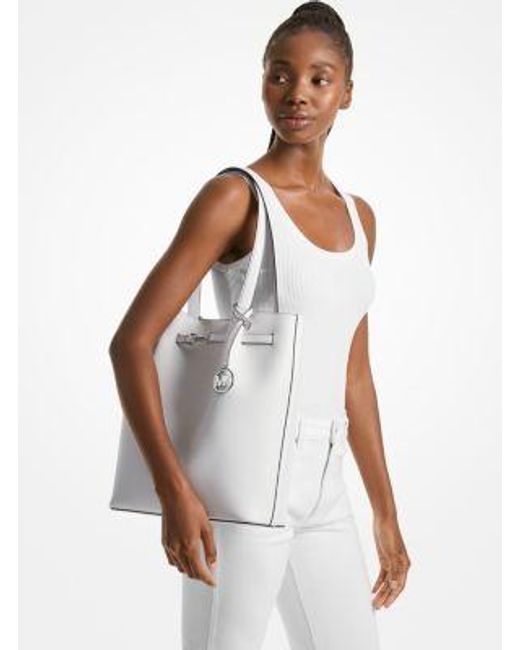 Michael Kors Carson Large Pebbled Leather Tote Bag in White | Lyst