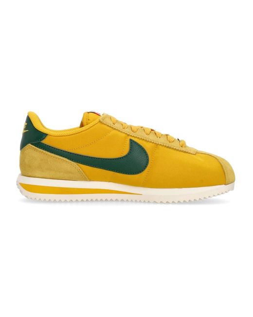 Nike Sneakers in Yellow | Lyst