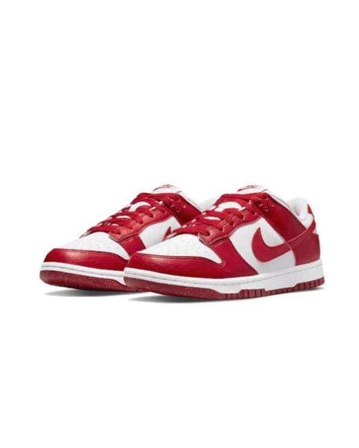 Nike Sneakers in Red | Lyst
