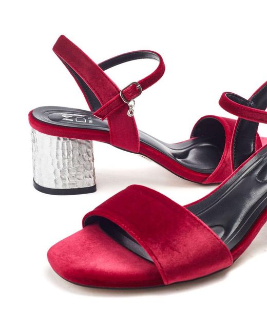 Moda In Pelle Nareena Velvet in Pink | Lyst UK