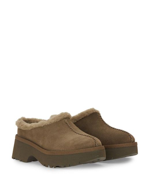 UGG W New Heights Cozy Clog in Brown | Lyst