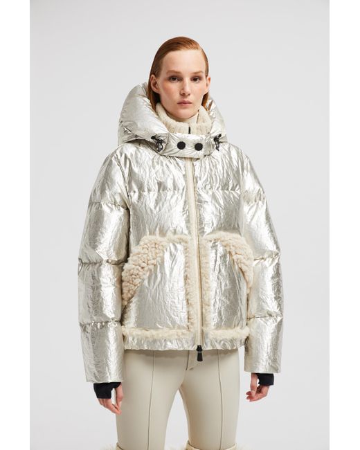 Moncler Lamé Shearling Collar Down Jacket in Metallic | Lyst