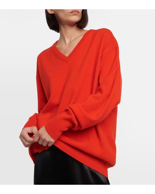The Row Gracy Cashmere Sweater in Red | Lyst