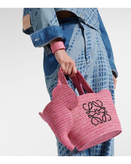 Loewe Elephant Small Raffia Tote Bag in Pink | Lyst