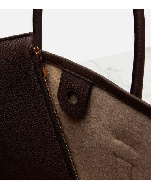 Loro Piana Ghiera Small Leather Shopper in Black | Lyst