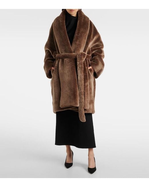 The Row Lucja Shearling Wrap Coat in Brown | Lyst