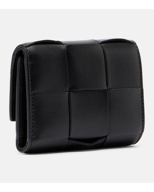 Bottega Veneta Cassette Small Intreccio Leather Wallet in Black | Lyst UK