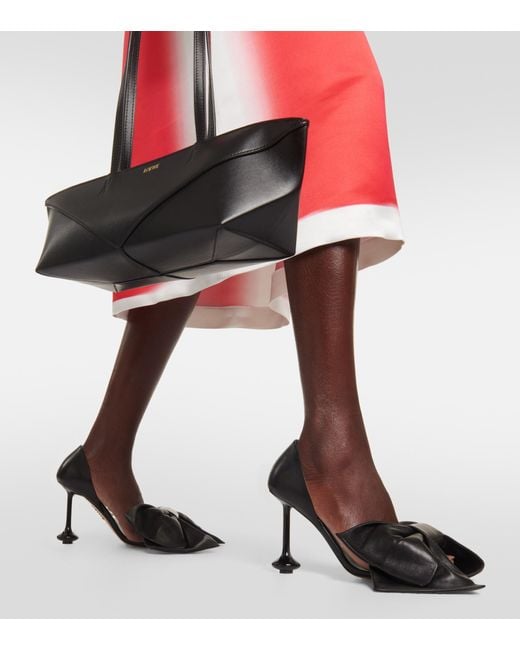 Loewe Toy Bow-detail Leather Pumps in Black | Lyst