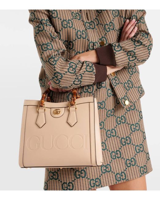 Gucci Logo Leather Tote Bag in Natural | Lyst