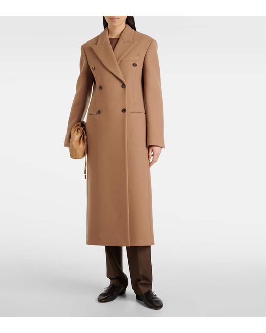 The Row Duras Wool Coat in Natural | Lyst