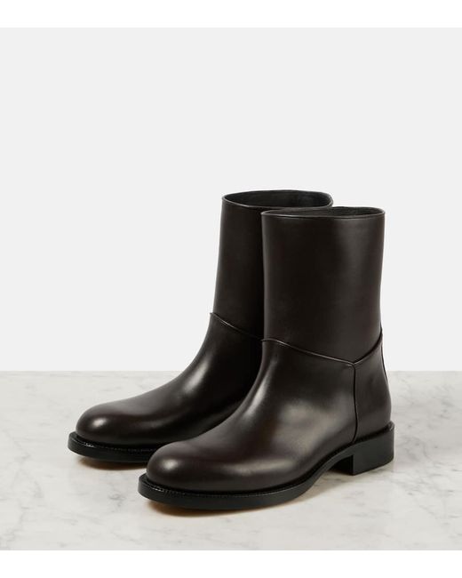 The Row Nobilis Leather Ankle Boots in Black | Lyst