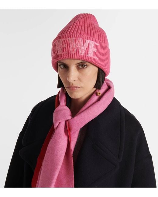 Loewe Logo Wool Beanie in Pink | Lyst UK
