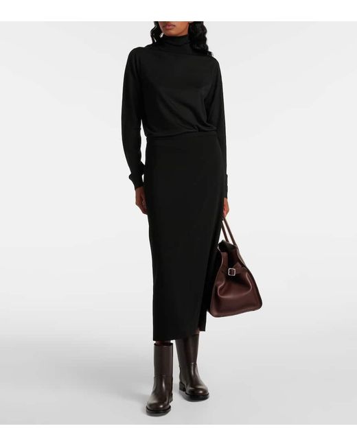 The Row Nobilis Leather Ankle Boots in Black | Lyst