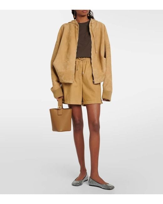 Loewe Pebble Mini Leather Bucket Bag in Brown | Lyst