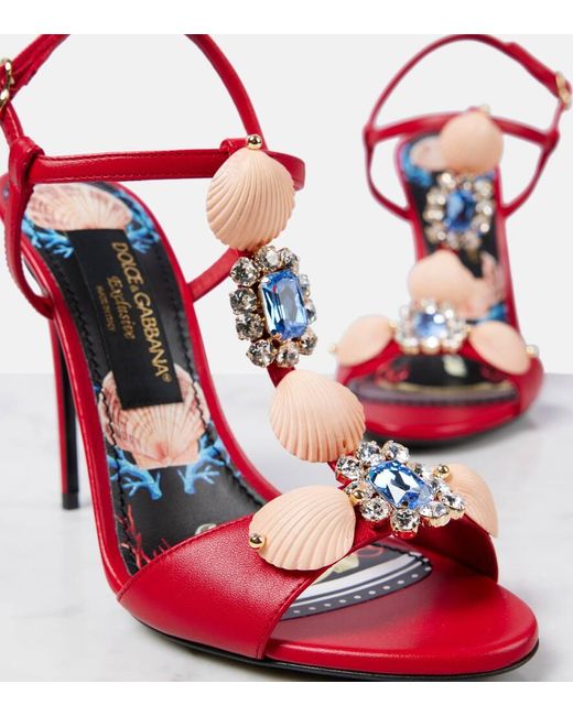 Dolce & Gabbana Capri Embellished Leather Sandals in Red | Lyst