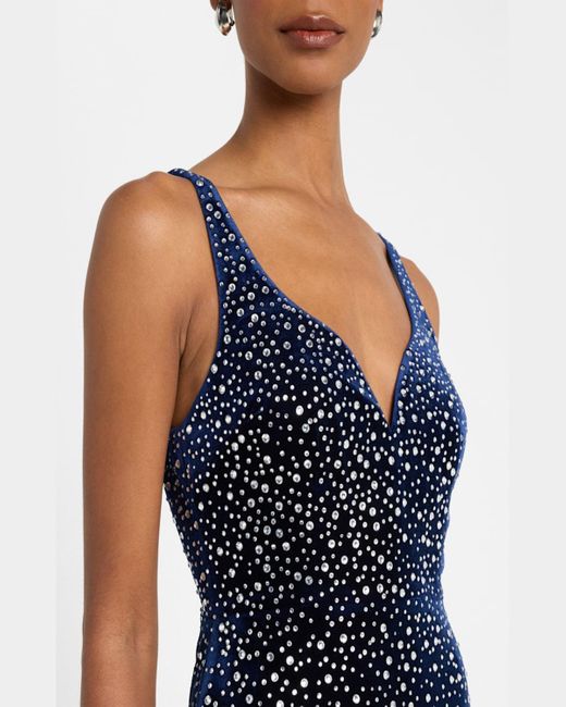 Alex Perry Singlet Crystal Velvet Sweetheart Column Gown in Blue | Lyst