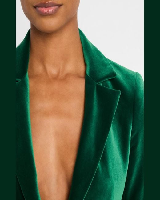 Alice + Olivia Macey Notch-Collar Fitted Velvet Blazer in Green | Lyst