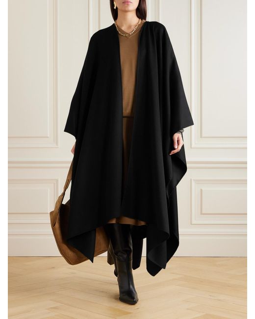 Loro Piana Maria Cashmere Wrap in Black | Lyst