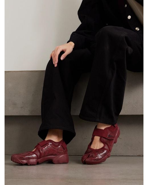 Nike Air Rift Snake-Effect Leather Split-Toe Sneakers in Red | Lyst UK