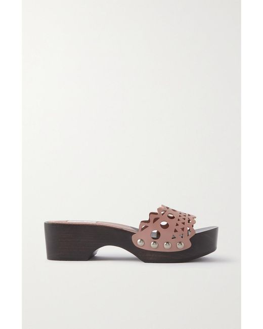 Alaïa 50 Studded Laser-Cut Leather Clogs in White | Lyst