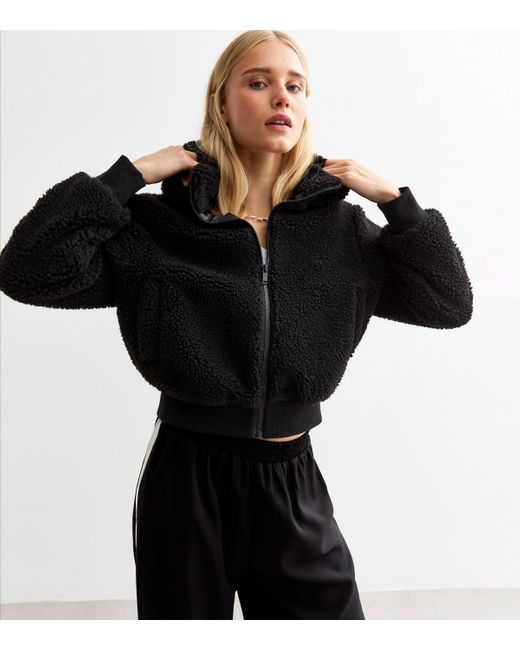 New Look Hoody Cropped Teddy Jacket in Black | Lyst UK