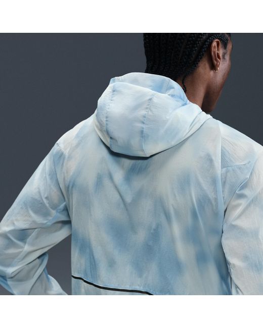 Nike Running Division Uv Running Jacket in Blue for Men | Lyst UK