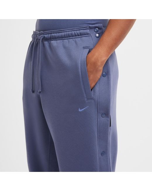 Nike 'Lebron Standard Issue Therma-Fit Basketball Pants in Blue for Men ...