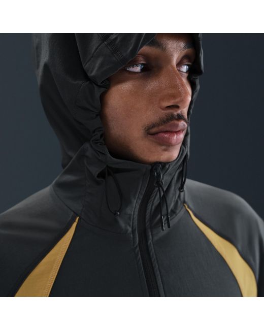 Nike Tech Dri-Fit Woven Color-Block Windrunner Loose Jacket in Blue for ...