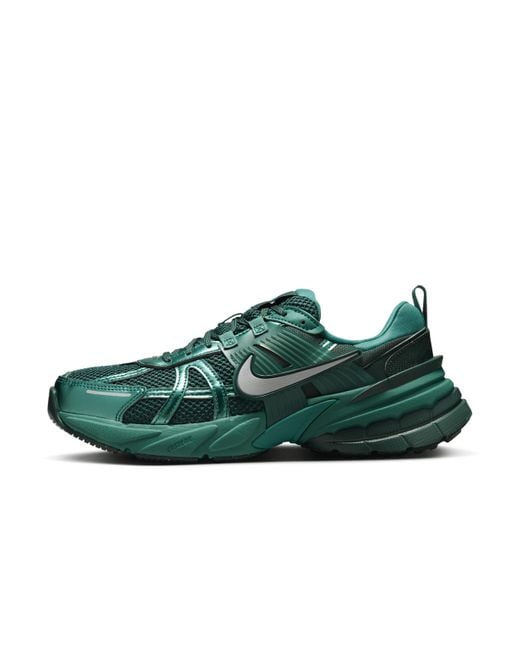 Nike V2K Run Shoes in Green | Lyst