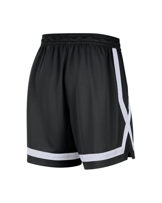 Nike Team 13 Crossover Dri-Fit Wnba Shorts in Black | Lyst