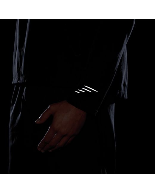 Nike Miler Flash Water-Repellent Running Jacket in Gray for Men | Lyst