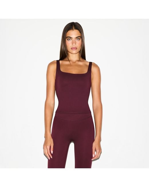 Nike Skims Matte Square-Neck Tank Top in Purple | Lyst