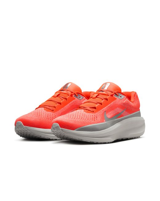 Nike Winflo 11 Prm Road Running Shoes in Red | Lyst