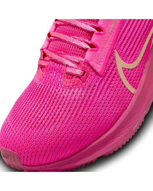 Nike Pegasus 40 Road Running Shoes in Pink | Lyst