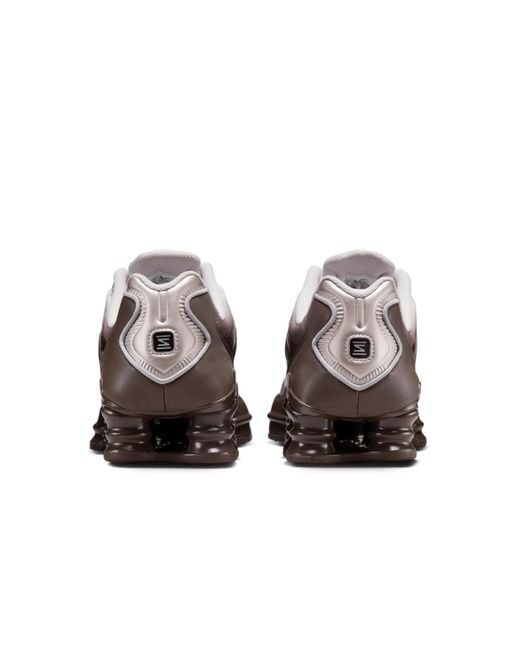 Nike Shox Tl Shoes in Brown | Lyst