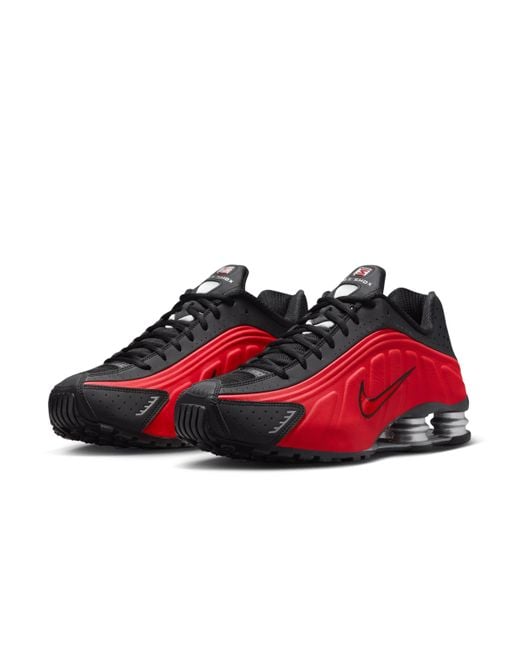 Nike Shox R4 Shoes in Red for Men | Lyst