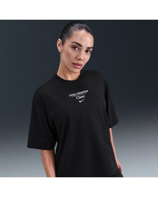 Nike Cheer Boxy T-Shirt in Black | Lyst