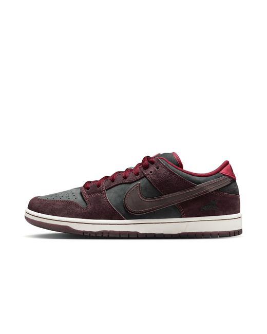 Nike Sb Dunk Low Pro Skate Shoes in Brown for Men | Lyst