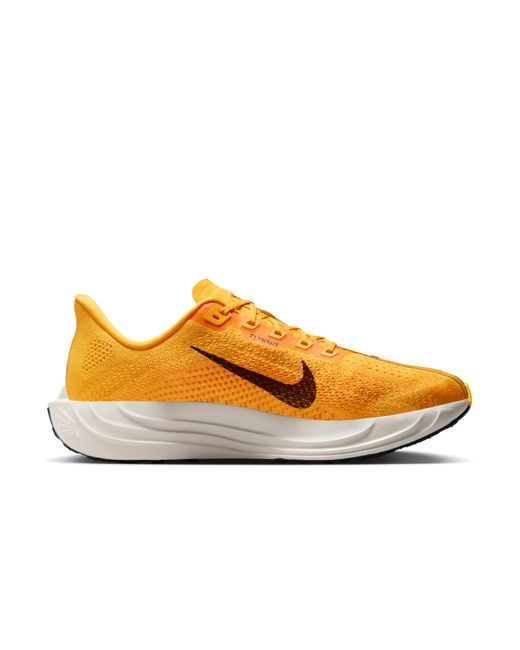 Nike Pegasus Plus Lv8 Road Running Shoes in Yellow for Men | Lyst